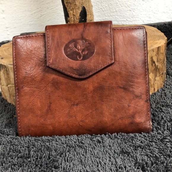 Buxton | Bags | Buxton Wallet Top Grain Cowhide Exterior | Poshmark